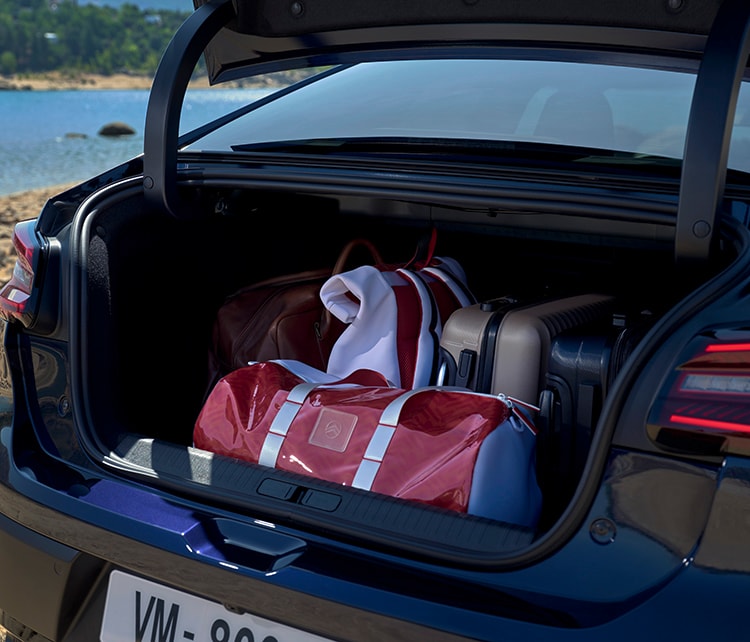 Nieuwe Citroën C4 X Hatchback - Hybride & Elektrisch | Citroën België